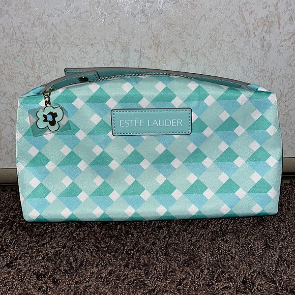 Estee Lauder | Bags | New Mint Green And Gold Este Lauder Makeup Bag ...